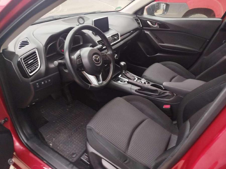 Red Mazda 3 2016 in Utena, with an engine capacity of 2.00 L and mileage of 245 thousand km for 10650 €, photo 12 on AUTOMOTO.COM.LV