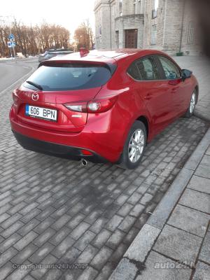 Red Mazda 3 2016 in Tallinn, with an engine capacity of 2.00 L and mileage of 112 thousand km for 9200 €, photo 5 on AUTOMOTO.COM.LV