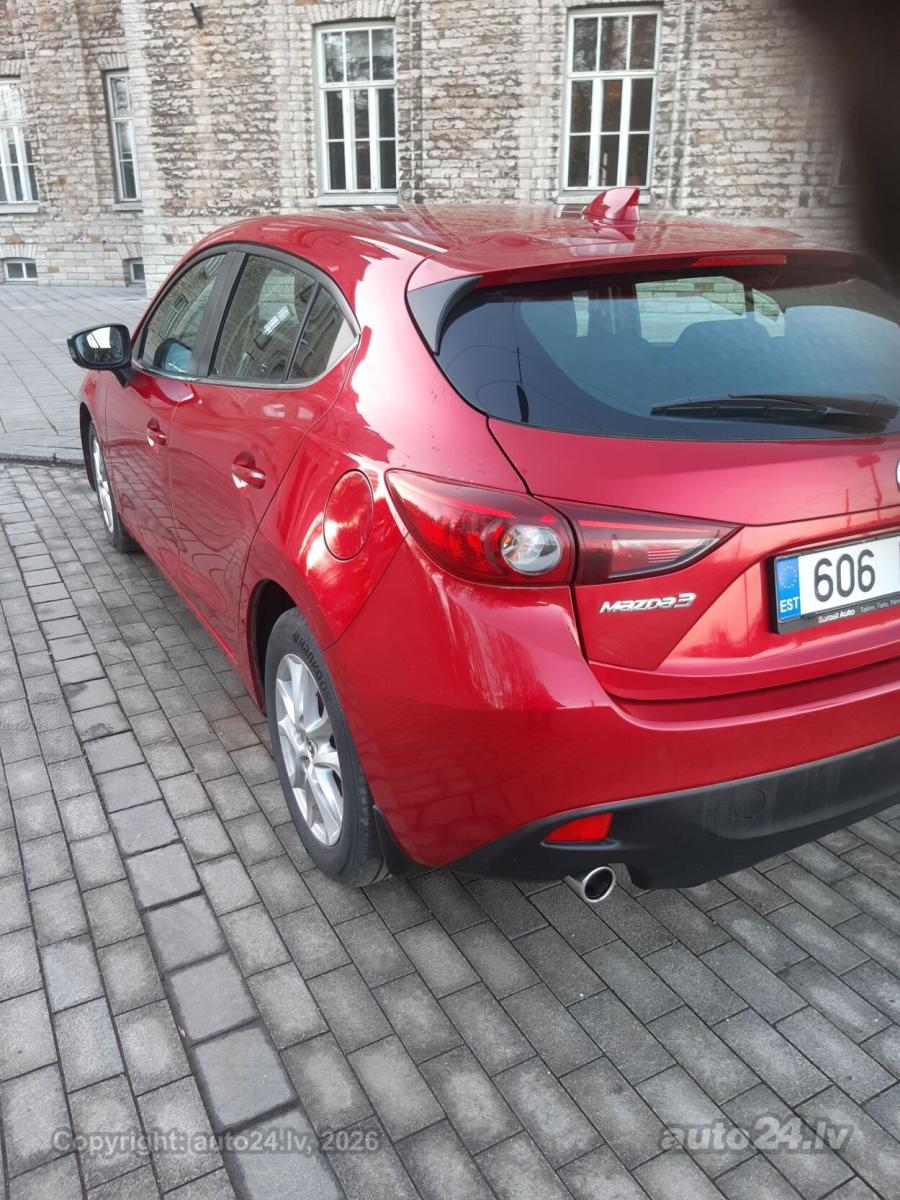 Red Mazda 3 2016 in Tallinn, with an engine capacity of 2.00 L and mileage of 112 thousand km for 9200 €, photo 7 on AUTOMOTO.COM.LV