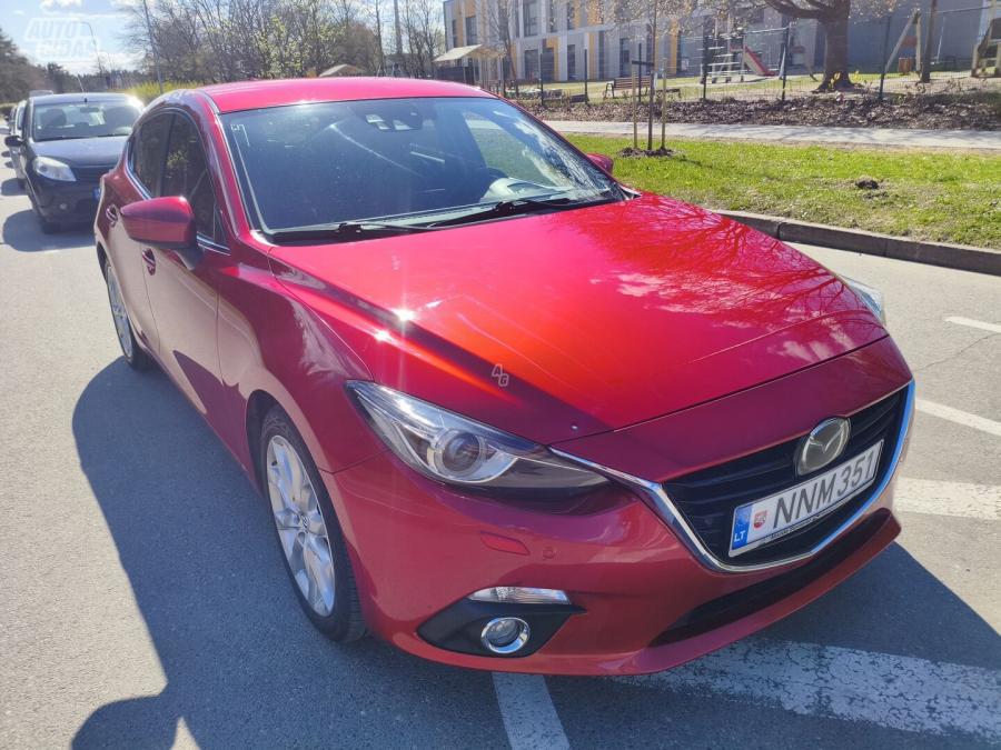 Red Mazda 3 2016 in Vilnius, with an engine capacity of 2.20 L and mileage of 184 thousand km for 7300 €, photo 5 on AUTOMOTO.COM.LV
