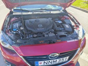 Red Mazda 3 2016 in Vilnius, with an engine capacity of 2.20 L and mileage of 184 thousand km for 7300 €, photo 9 on AUTOMOTO.COM.LV