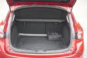 Red Mazda 3 2016 in Tallinn, with an engine capacity of 2.00 L and mileage of 204 thousand km for 7900 €, photo 6 on AUTOMOTO.COM.LV