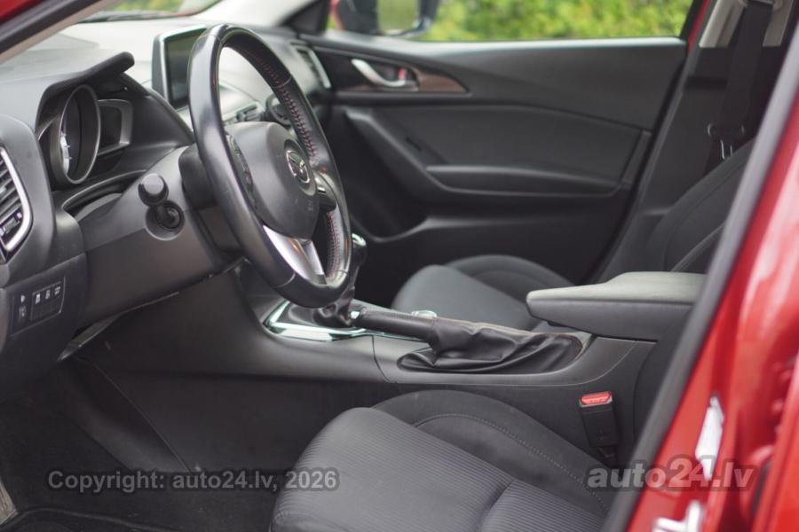 Red Mazda 3 2016 in Tallinn, with an engine capacity of 2.00 L and mileage of 204 thousand km for 7900 €, photo 7 on AUTOMOTO.COM.LV