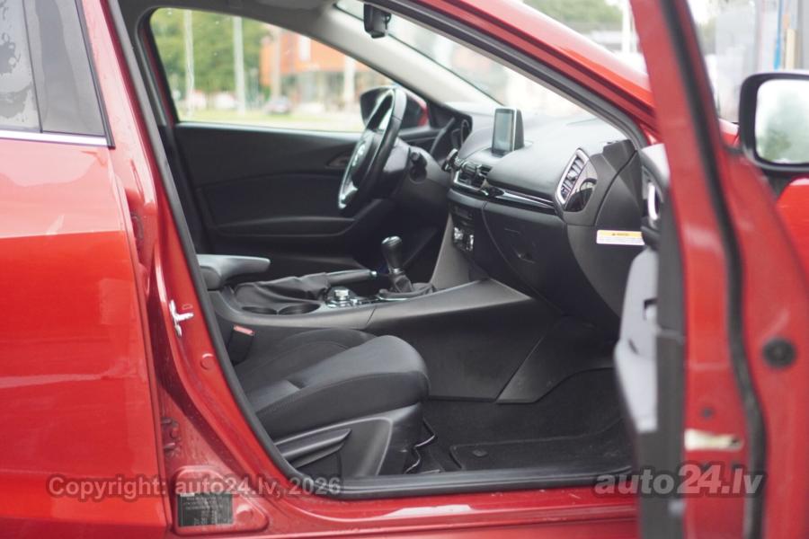 Red Mazda 3 2016 in Tallinn, with an engine capacity of 2.00 L and mileage of 204 thousand km for 7900 €, photo 8 on AUTOMOTO.COM.LV
