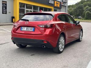Red Mazda 3 2016 in Jonava, with an engine capacity of 2.19 L and mileage of 173 thousand km for 7999 €, photo 11 on AUTOMOTO.COM.LV