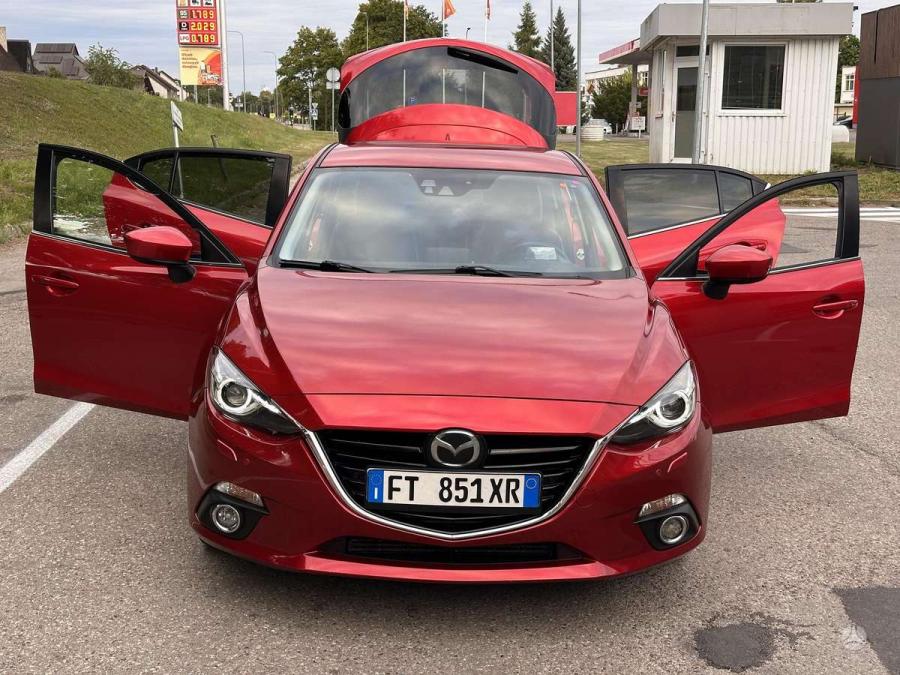 Red Mazda 3 2016 in Jonava, with an engine capacity of 2.19 L and mileage of 173 thousand km for 7999 €, photo 15 on AUTOMOTO.COM.LV