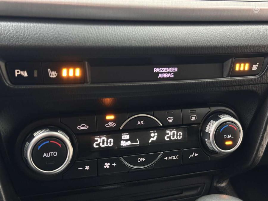 Red Mazda 3 2016 in Jonava, with an engine capacity of 2.19 L and mileage of 173 thousand km for 7999 €, photo 32 on AUTOMOTO.COM.LV