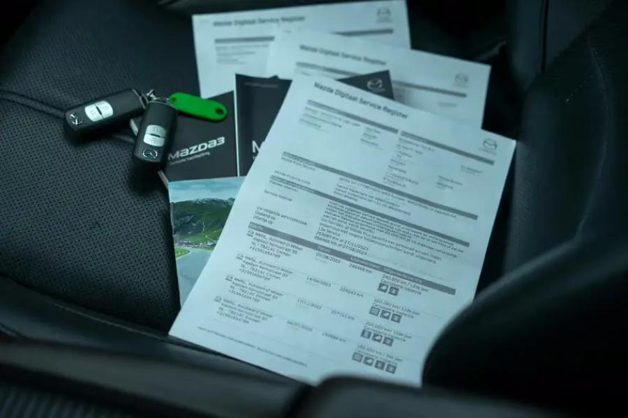Красный Мазда 3 2018 в Лиепая, объемом двигателя 2.20 л и пробегом 266 тыс. км за 9800 €, фото 33 на AUTOMOTO.COM.LV