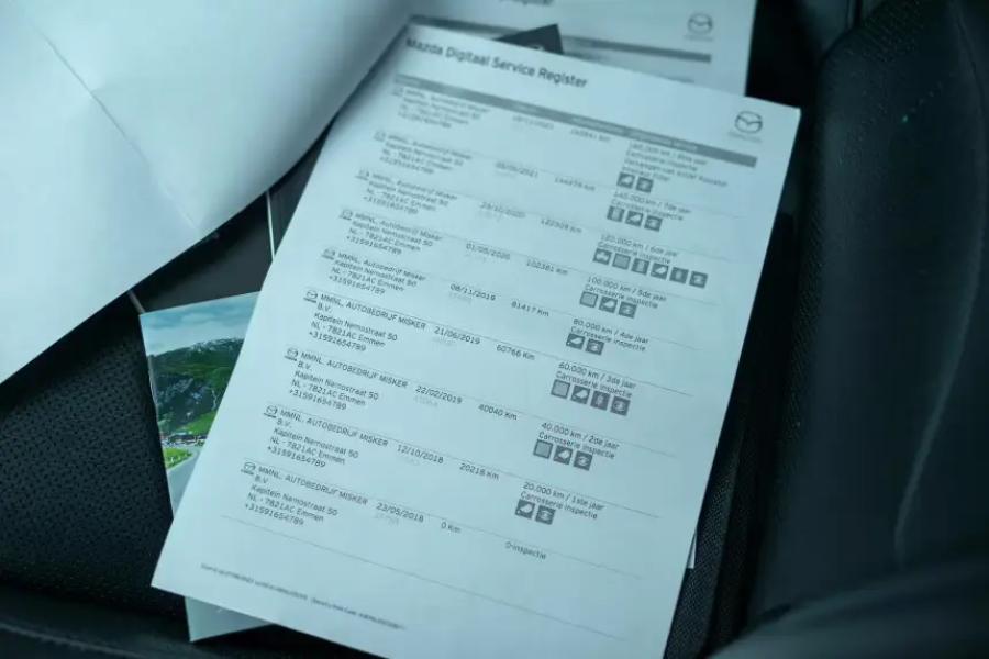 Красный Мазда 3 2018 в Лиепая, объемом двигателя 2.20 л и пробегом 266 тыс. км за 9800 €, фото 35 на AUTOMOTO.COM.LV