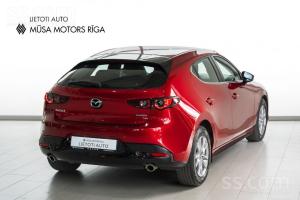 Red Mazda 3 2019 in Riga, with an engine capacity of 2.00 L and mileage of 68 thousand km for 14900 €, photo 3 on AUTOMOTO.COM.LV