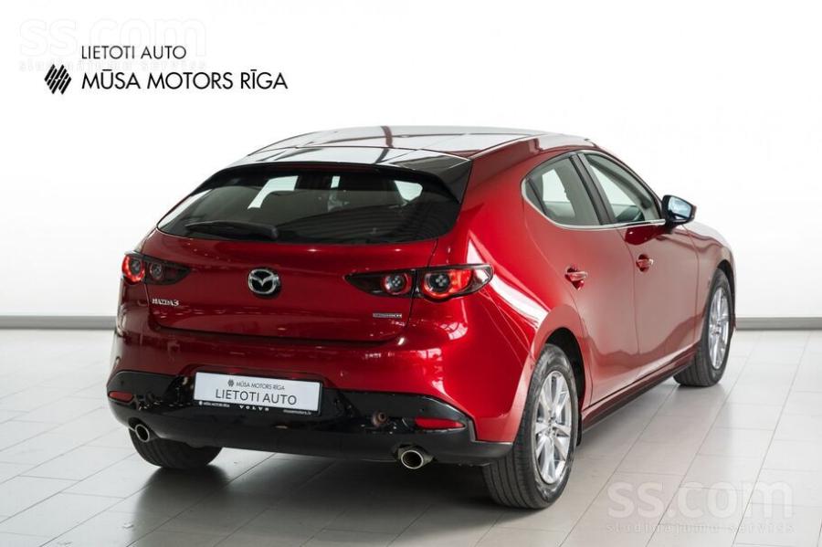 Red Mazda 3 2019 in Riga, with an engine capacity of 2.00 L and mileage of 68 thousand km for 14900 €, photo 3 on AUTOMOTO.COM.LV