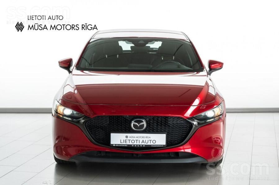 Red Mazda 3 2019 in Riga, with an engine capacity of 2.00 L and mileage of 68 thousand km for 14900 €, photo 4 on AUTOMOTO.COM.LV