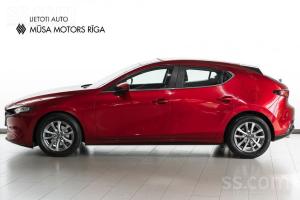 Red Mazda 3 2019 in Riga, with an engine capacity of 2.00 L and mileage of 68 thousand km for 14900 €, photo 13 on AUTOMOTO.COM.LV