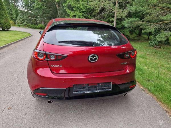 Red Mazda 3 2019 in Siauliai, with an engine capacity of 2.00 L and mileage of 56 thousand km for 14900 €, photo 6 on AUTOMOTO.COM.LV