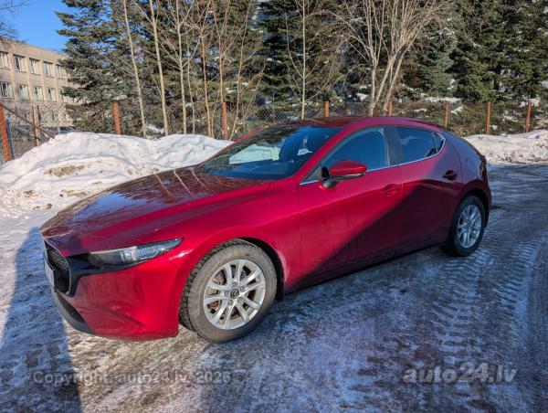 Sarkans Mazda 3 2019 Tallina, ar dzinēja tilpumu 2.00 L un nobraukumu 108 tūkst. km par 15000 €, foto 2 vietnē AUTOMOTO.COM.LV