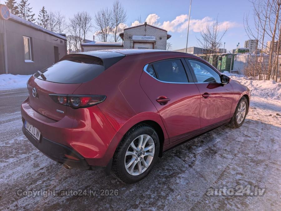 Sarkans Mazda 3 2019 Tallina, ar dzinēja tilpumu 2.00 L un nobraukumu 108 tūkst. km par 15000 €, foto 6 vietnē AUTOMOTO.COM.LV