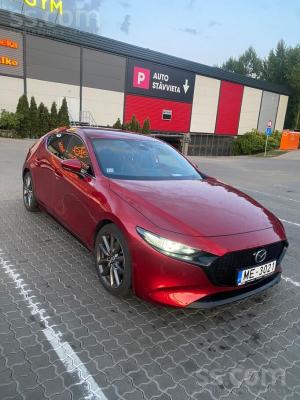 Sarkans Mazda 3 2019 Rīga, ar dzinēja tilpumu 2.00 L un nobraukumu 104 tūkst. km par 17000 €, foto  vietnē AUTOMOTO.COM.LV