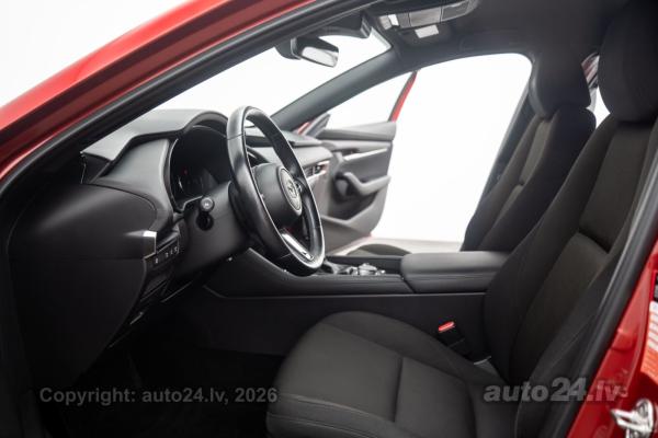 Sarkans Mazda 3 2019 Tallina, ar dzinēja tilpumu 2.00 L un nobraukumu 108 tūkst. km par 15499 €, foto 8 vietnē AUTOMOTO.COM.LV