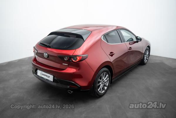Red Mazda 3 2019 in Tallinn, with an engine capacity of 2.00 L and mileage of 108 thousand km for 15499 €, photo 5 on AUTOMOTO.COM.LV
