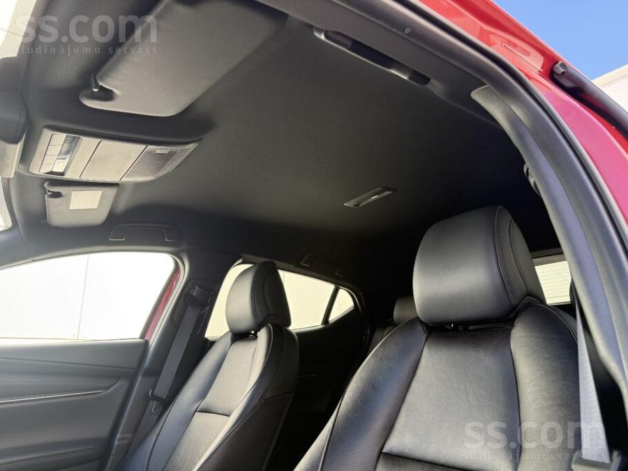Red Mazda 3 2020 in Riga, with an engine capacity of 2.00 L and mileage of 52 thousand km for 19950 €, photo 19 on AUTOMOTO.COM.LV