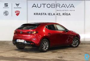 Sarkans Mazda 3 2021 Rīga, ar dzinēja tilpumu 2.00 L un nobraukumu 62 tūkst. km par 18490 €, foto 2 vietnē AUTOMOTO.COM.LV