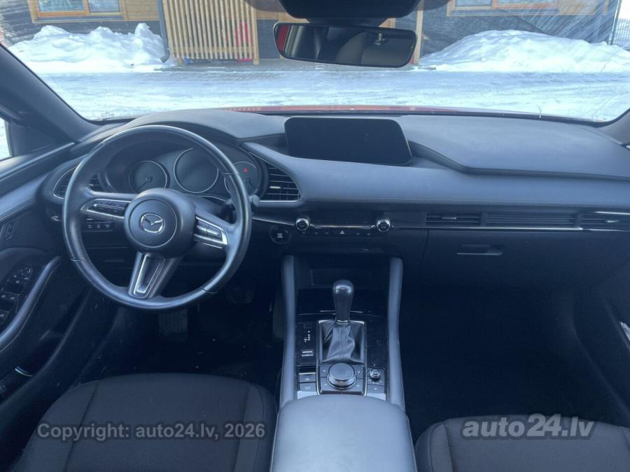 Sarkans Mazda 3 2021 Tallina, ar dzinēja tilpumu 2.00 L un nobraukumu 55 tūkst. km par 19000 €, foto 9 vietnē AUTOMOTO.COM.LV