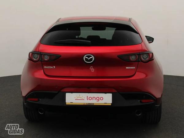 Red Mazda 3 2021 in Vilnius, with an engine capacity of 2.00 L and mileage of 122 thousand km for 18099 €, photo 5 on AUTOMOTO.COM.LV