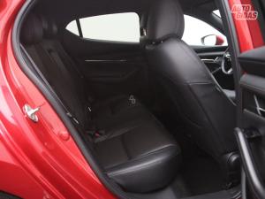 Sarkans Mazda 3 2021 Viļņa, ar dzinēja tilpumu 2.00 L un nobraukumu 122 tūkst. km par 18099 €, foto 16 vietnē AUTOMOTO.COM.LV