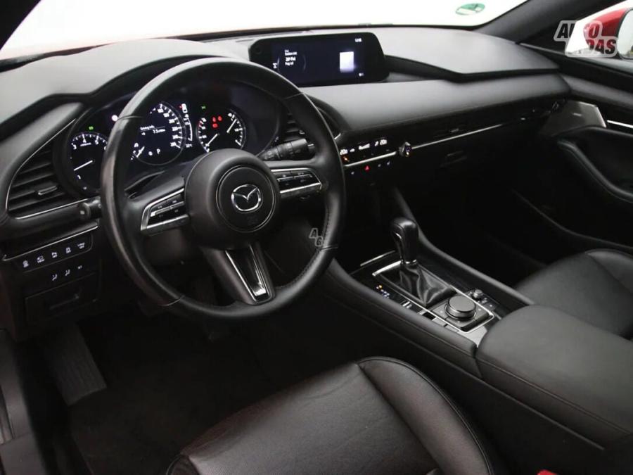 Sarkans Mazda 3 2021 Viļņa, ar dzinēja tilpumu 2.00 L un nobraukumu 122 tūkst. km par 18099 €, foto 17 vietnē AUTOMOTO.COM.LV