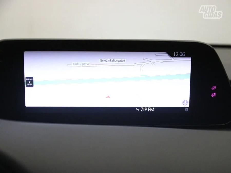 Sarkans Mazda 3 2021 Viļņa, ar dzinēja tilpumu 2.00 L un nobraukumu 122 tūkst. km par 18099 €, foto 25 vietnē AUTOMOTO.COM.LV