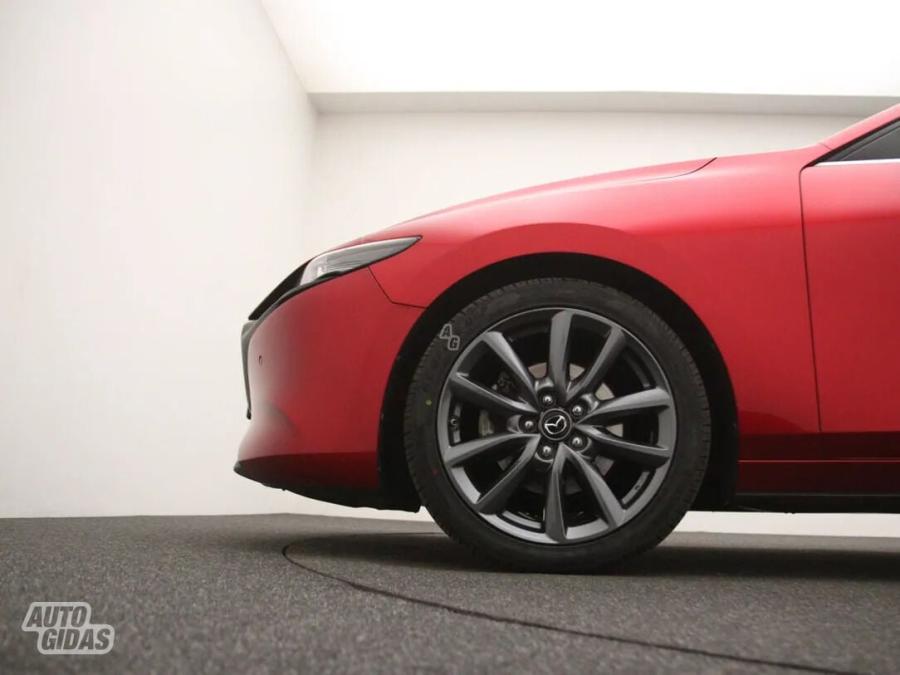 Sarkans Mazda 3 2021 Viļņa, ar dzinēja tilpumu 2.00 L un nobraukumu 122 tūkst. km par 18099 €, foto 28 vietnē AUTOMOTO.COM.LV