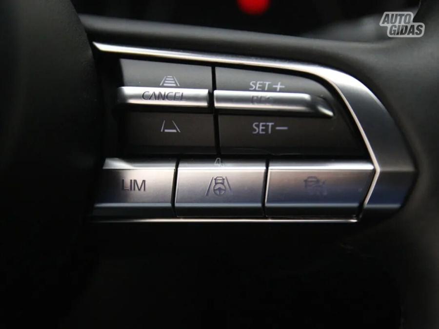Sarkans Mazda 3 2021 Viļņa, ar dzinēja tilpumu 2.00 L un nobraukumu 122 tūkst. km par 18099 €, foto 32 vietnē AUTOMOTO.COM.LV