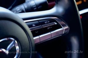 Red Mazda 3 2021 in Tallinn, with an engine capacity of 2.00 L and mileage of 77 thousand km for 19500 €, photo 12 on AUTOMOTO.COM.LV