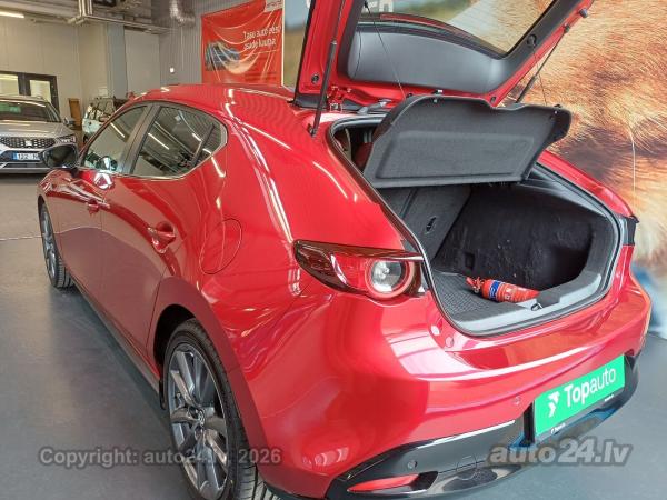 Красный Мазда 3 2021 в Таллин, объемом двигателя 2.00 л и пробегом 37 тыс. км за 19900 €, фото 5 на AUTOMOTO.COM.LV