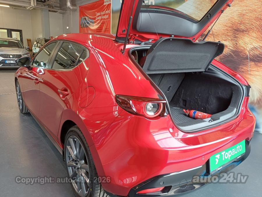 Красный Мазда 3 2021 в Таллин, объемом двигателя 2.00 л и пробегом 37 тыс. км за 19900 €, фото 5 на AUTOMOTO.COM.LV