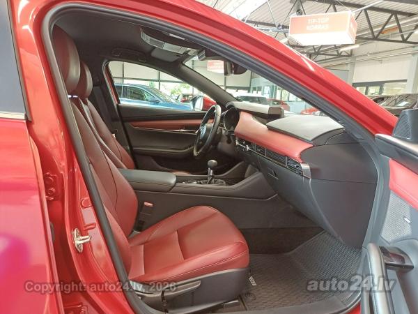 Красный Мазда 3 2021 в Таллин, объемом двигателя 2.00 л и пробегом 37 тыс. км за 19900 €, фото 6 на AUTOMOTO.COM.LV