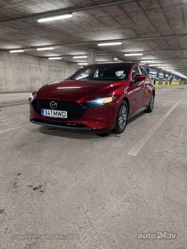 Sarkans Mazda 3 2022 Tallina, ar dzinēja tilpumu 2.00 L un nobraukumu 134 tūkst. km par 18000 €, foto 3 vietnē AUTOMOTO.COM.LV