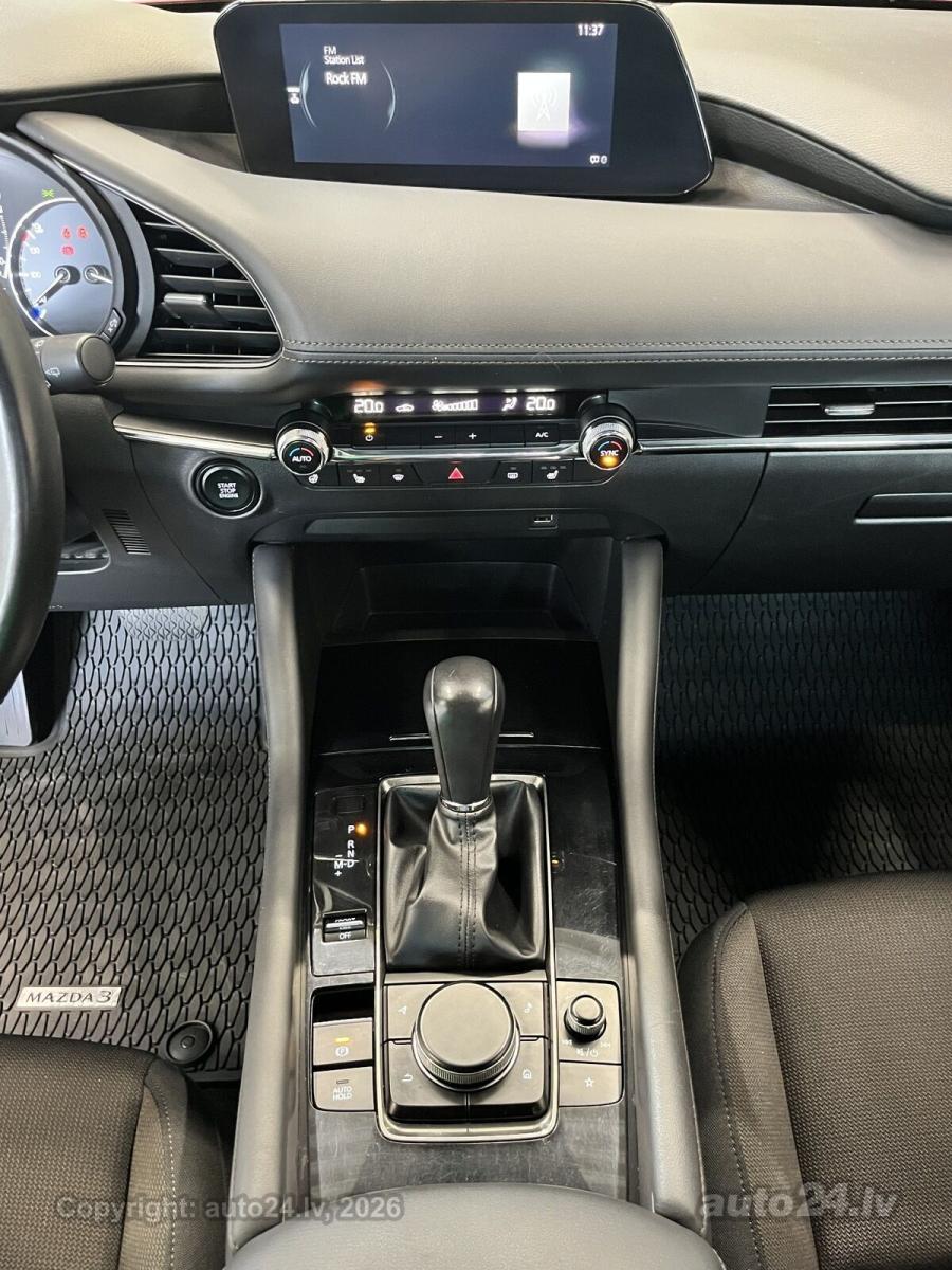 Red Mazda 3 2022 in Tallinn, with an engine capacity of 2.00 L and mileage of 136 thousand km for 18300 €, photo 20 on AUTOMOTO.COM.LV