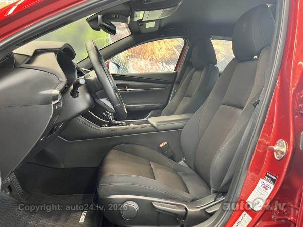Sarkans Mazda 3 2022 Tallina, ar dzinēja tilpumu 2.00 L un nobraukumu 136 tūkst. km par 18300 €, foto 9 vietnē AUTOMOTO.COM.LV