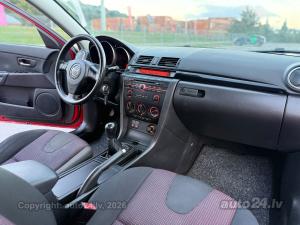 Red Mazda 3 2003 in Tallinn, with an engine capacity of 1.60 L and mileage of 115 thousand km for 899 €, photo 9 on AUTOMOTO.COM.LV
