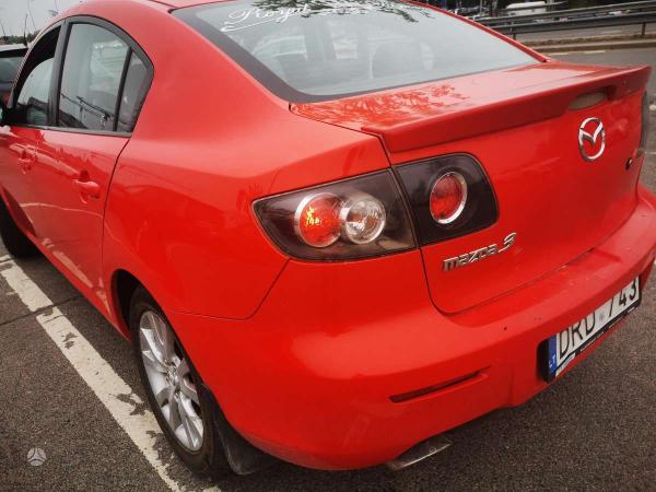 Red Mazda 3 2008 in Vilnius, with an engine capacity of 1.60 L and mileage of 235 thousand km for 1690 €, photo 1 on AUTOMOTO.COM.LV