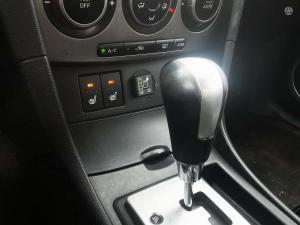 Sarkans Mazda 3 2008 Viļņa, ar dzinēja tilpumu 1.60 L un nobraukumu 235 tūkst. km par 1690 €, foto 3 vietnē AUTOMOTO.COM.LV