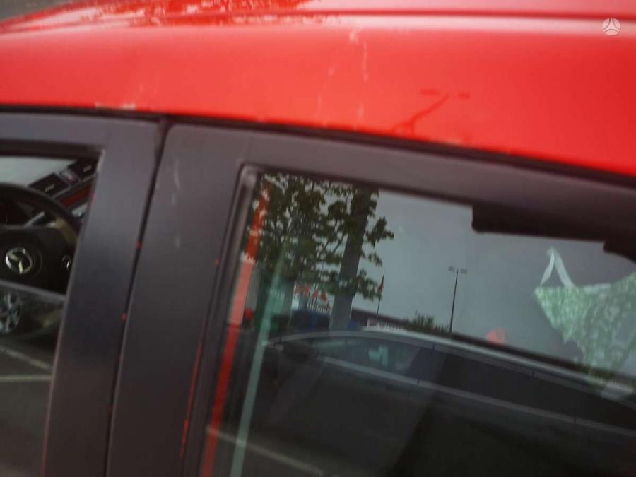 Sarkans Mazda 3 2008 Viļņa, ar dzinēja tilpumu 1.60 L un nobraukumu 235 tūkst. km par 1690 €, foto 13 vietnē AUTOMOTO.COM.LV