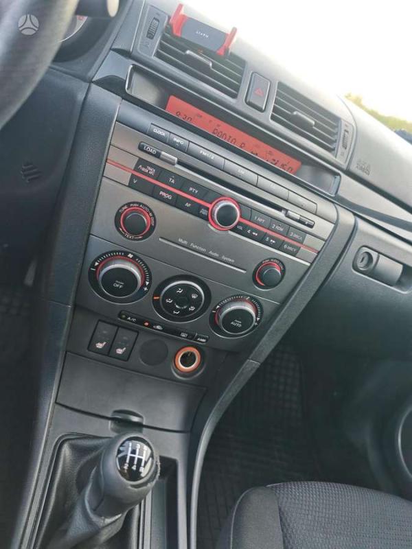 Sarkans Mazda 3 2008 Viļņa, ar dzinēja tilpumu 1.60 L un nobraukumu 184 tūkst. km par 1600 €, foto 9 vietnē AUTOMOTO.COM.LV