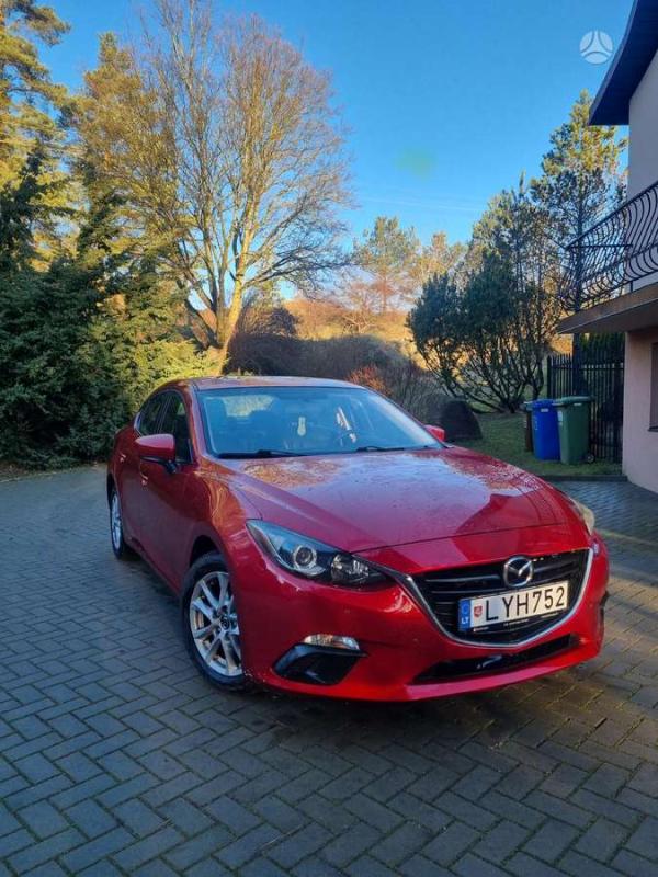 Red Mazda 3 2014 in Vilnius, with an engine capacity of 2.00 L and mileage of 192 thousand km for 5950 €, photo 2 on AUTOMOTO.COM.LV