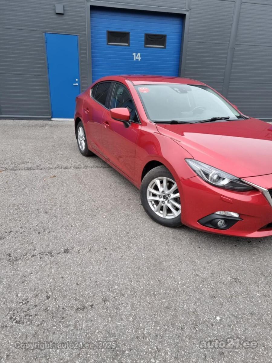 Red Mazda 3 2015 in Kuressaare, with an engine capacity of 2.00 L and mileage of 153 thousand km for 8900 €, photo 3 on AUTOMOTO.COM.LV
