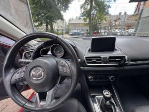 Red Mazda 3 2015 in Vilnius, with an engine capacity of 2.00 L and mileage of 90 thousand km for 7900 €, photo 13 on AUTOMOTO.COM.LV
