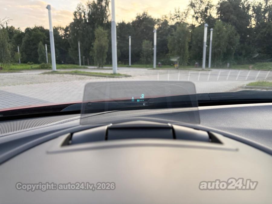 Красный Мазда 3 2015 в Тарту, объемом двигателя 2.00 л и пробегом 120 тыс. км за 10600 €, фото 10 на AUTOMOTO.COM.LV