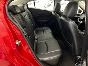Red Mazda 3 2017 in Avizieniai, with an engine capacity of 2.00 L and mileage of 90 thousand km for 9100 €, photo 10 on AUTOMOTO.COM.LV