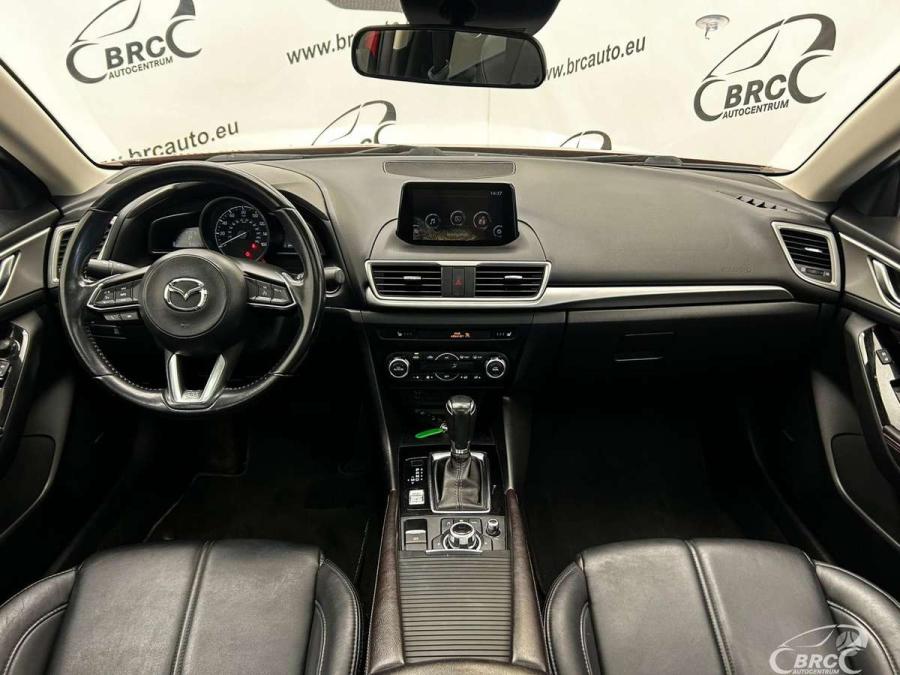 Red Mazda 3 2017 in Vilnius, with an engine capacity of 2.00 L and mileage of 90 thousand km for 8500 €, photo 5 on AUTOMOTO.COM.LV